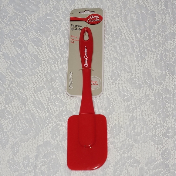 Betty Crocker | Kitchen | Betty Crocker Silicone Red Spatula With ...